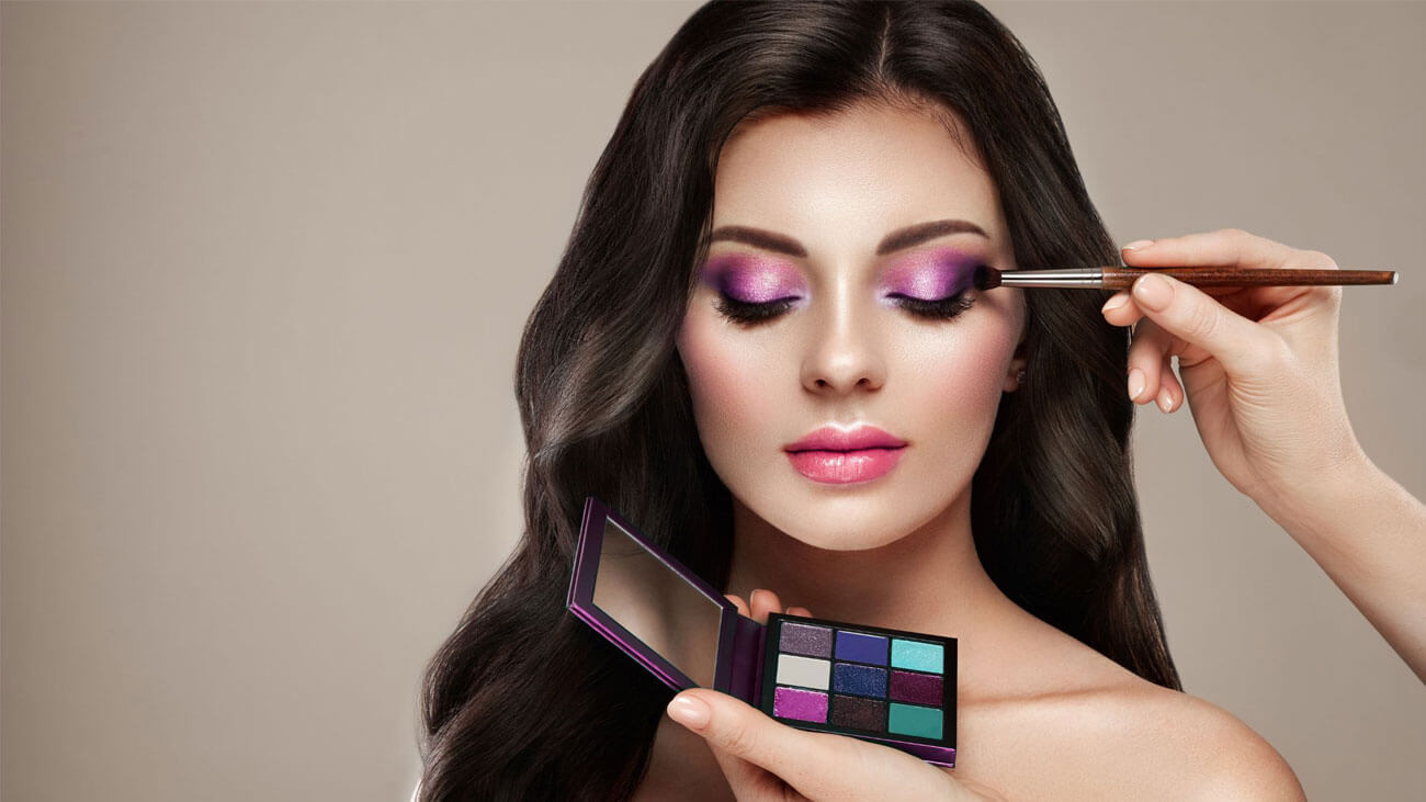 A Day In The Life Of A Professional Makeup Artist